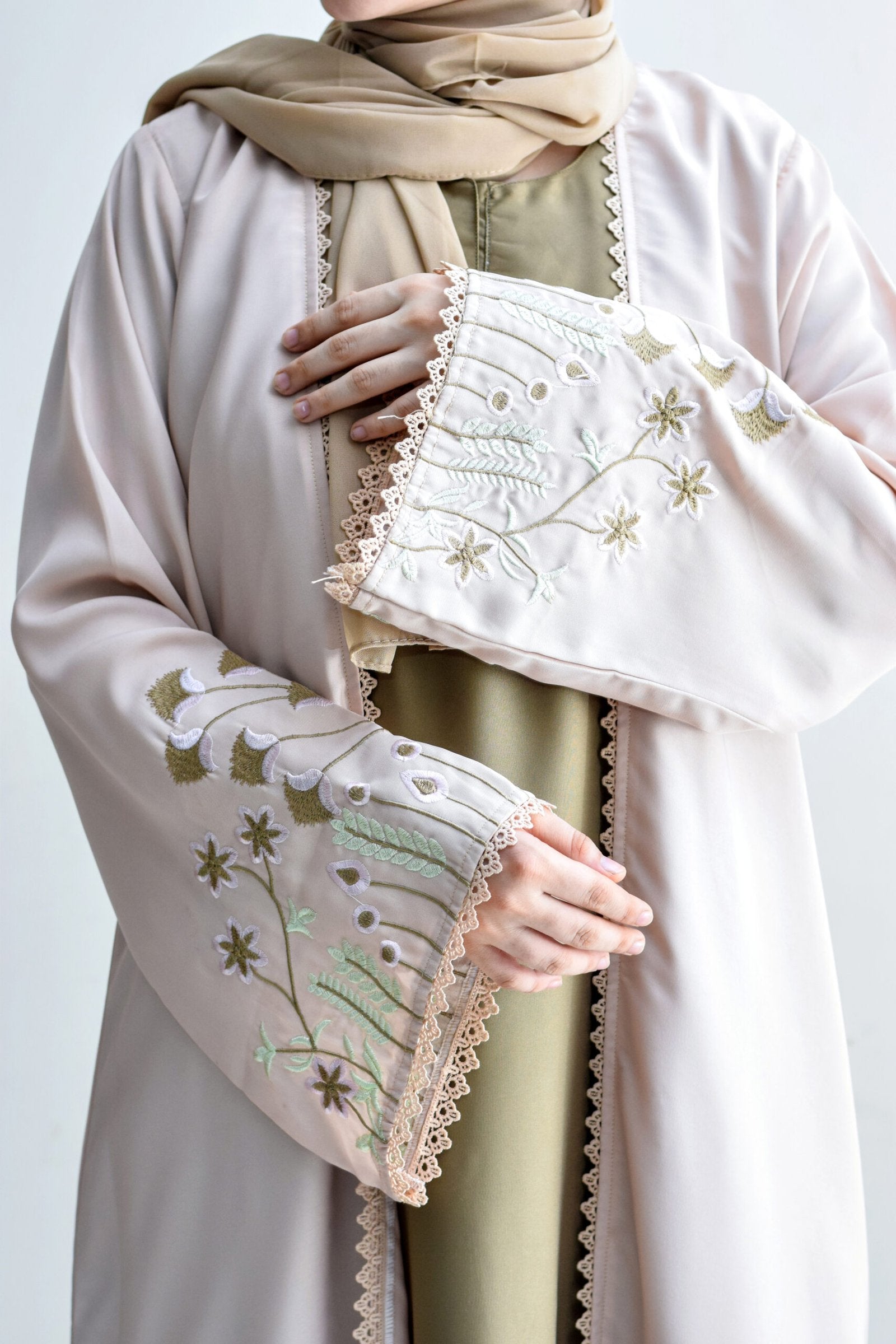 HAZEL – Tangerine Ensembles Pakistan`s Favourite Abaya Brand